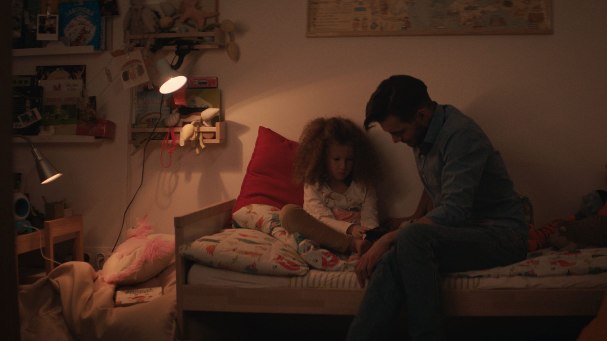 LUT预设-Nomadic George柯达2383电影胶片模拟色彩美学调色lut预设包 K83 Kodak 2383 Inspired Cinematic LUTs – 两只山羊后期加油站